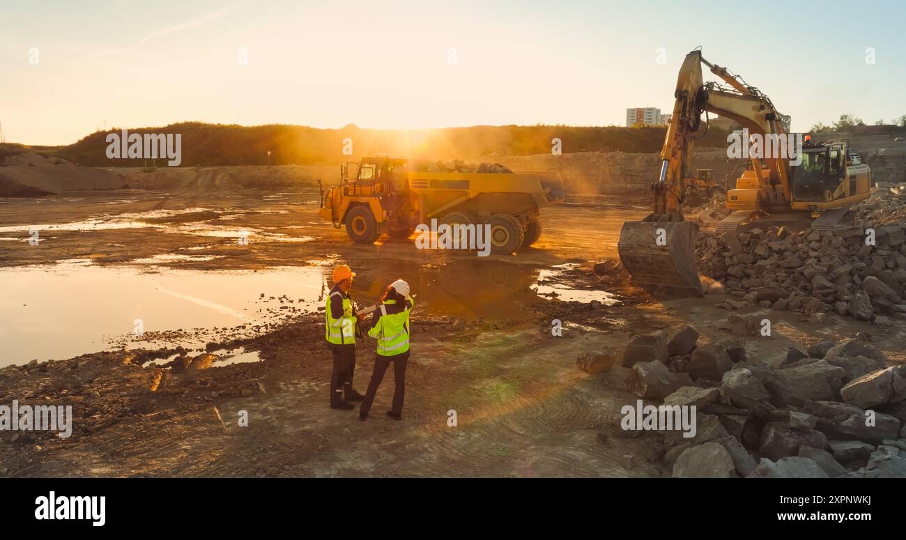 Aerial teamwork hi-res stock photography and images - Alamy