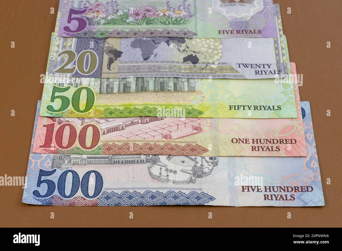Saudi Arabia new currency notes closeup Stock Photo - Alamy