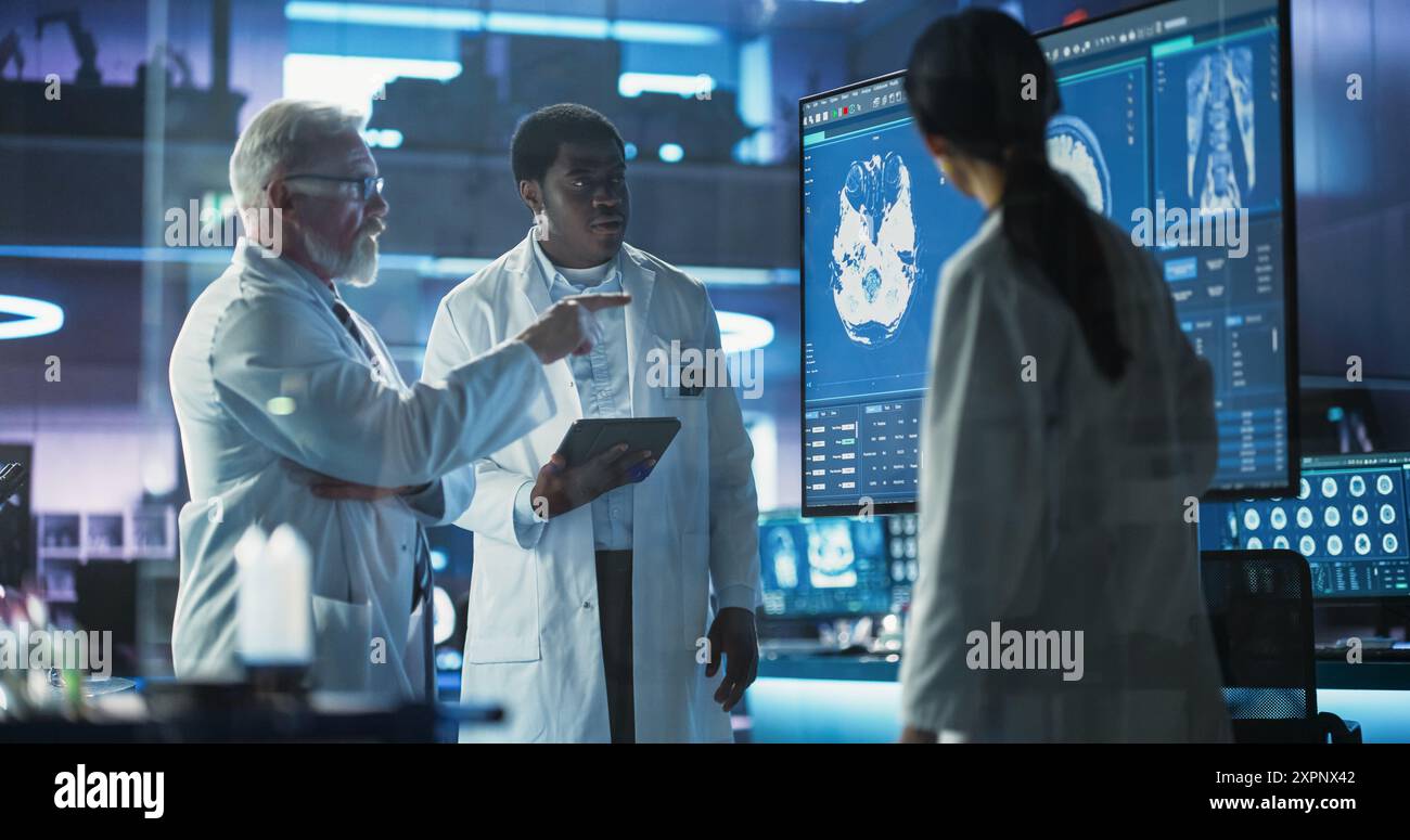 Doctor brainstorming analyze medical hi-res stock photography and ...