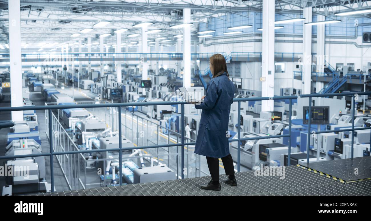 Japanese factory robots hi-res stock photography and images - Alamy