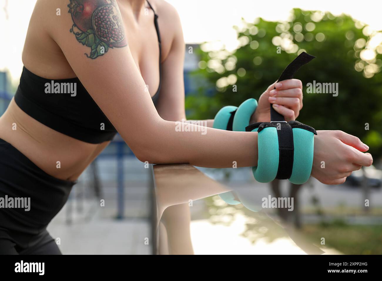 Putting on weight hi-res stock photography and images - Alamy