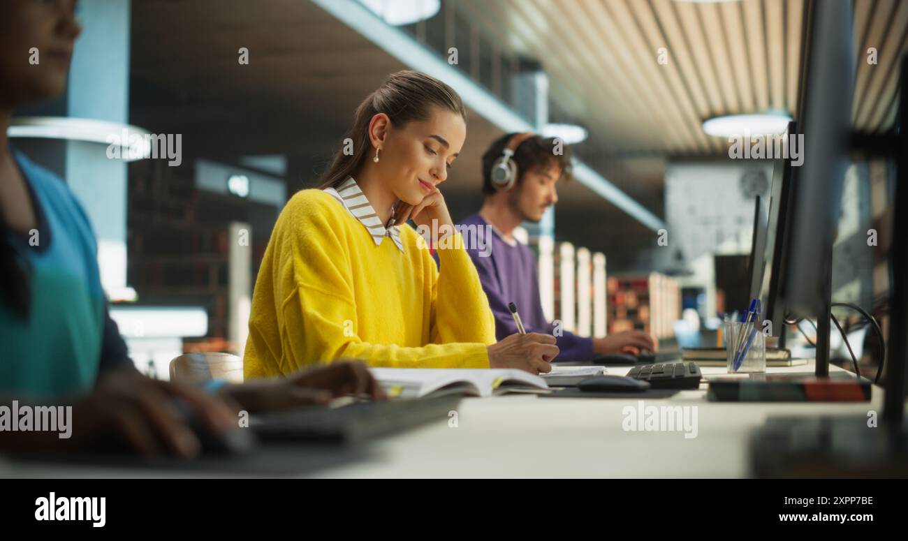 Group multiethnic students take hi-res stock photography and images - Alamy