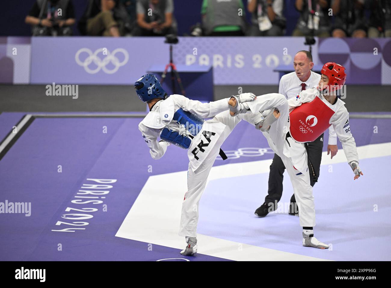Paris, France. 07th Aug, 2024. South Korea's Park Tae-joon and France's ...