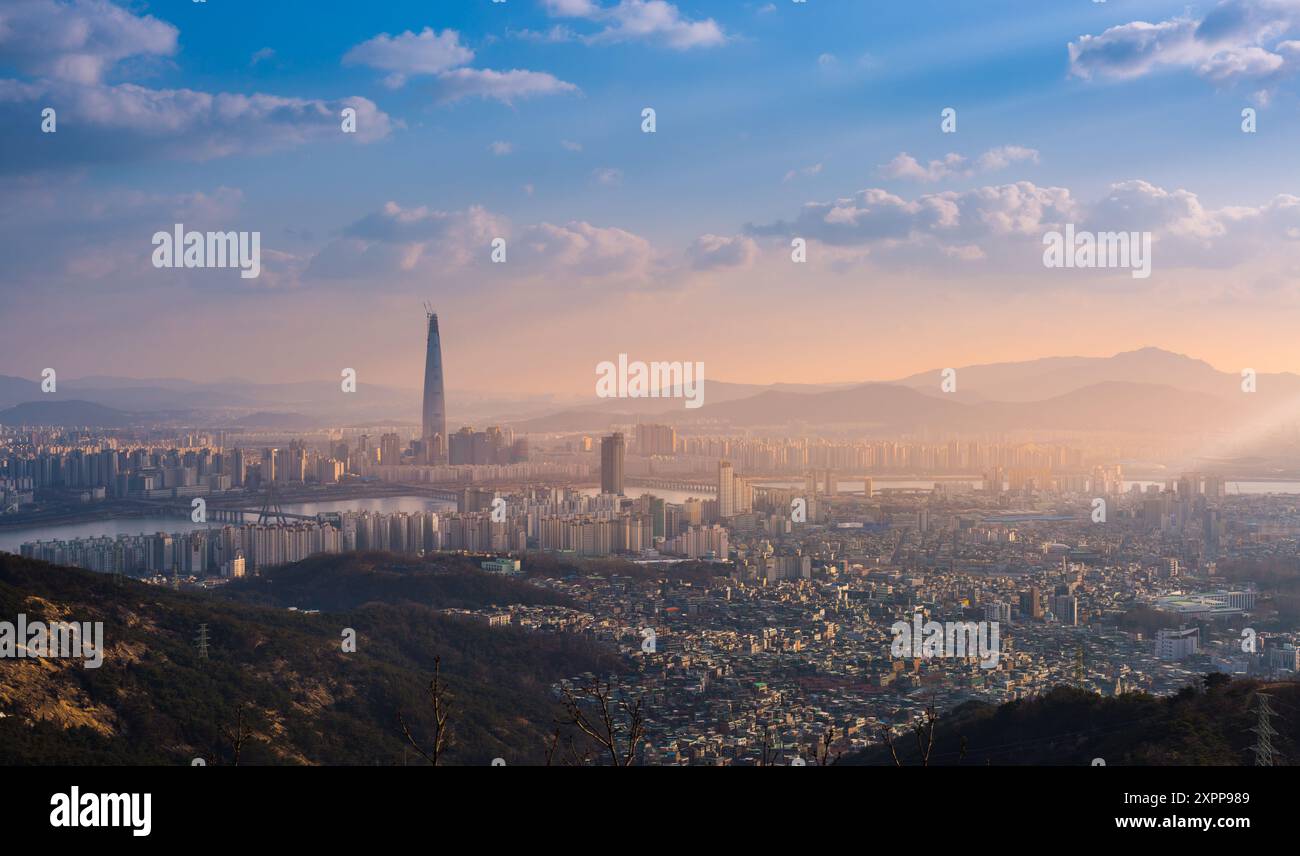 Cityscape of Seoul and Han River in the afternoon, Seoul, South Korea ...