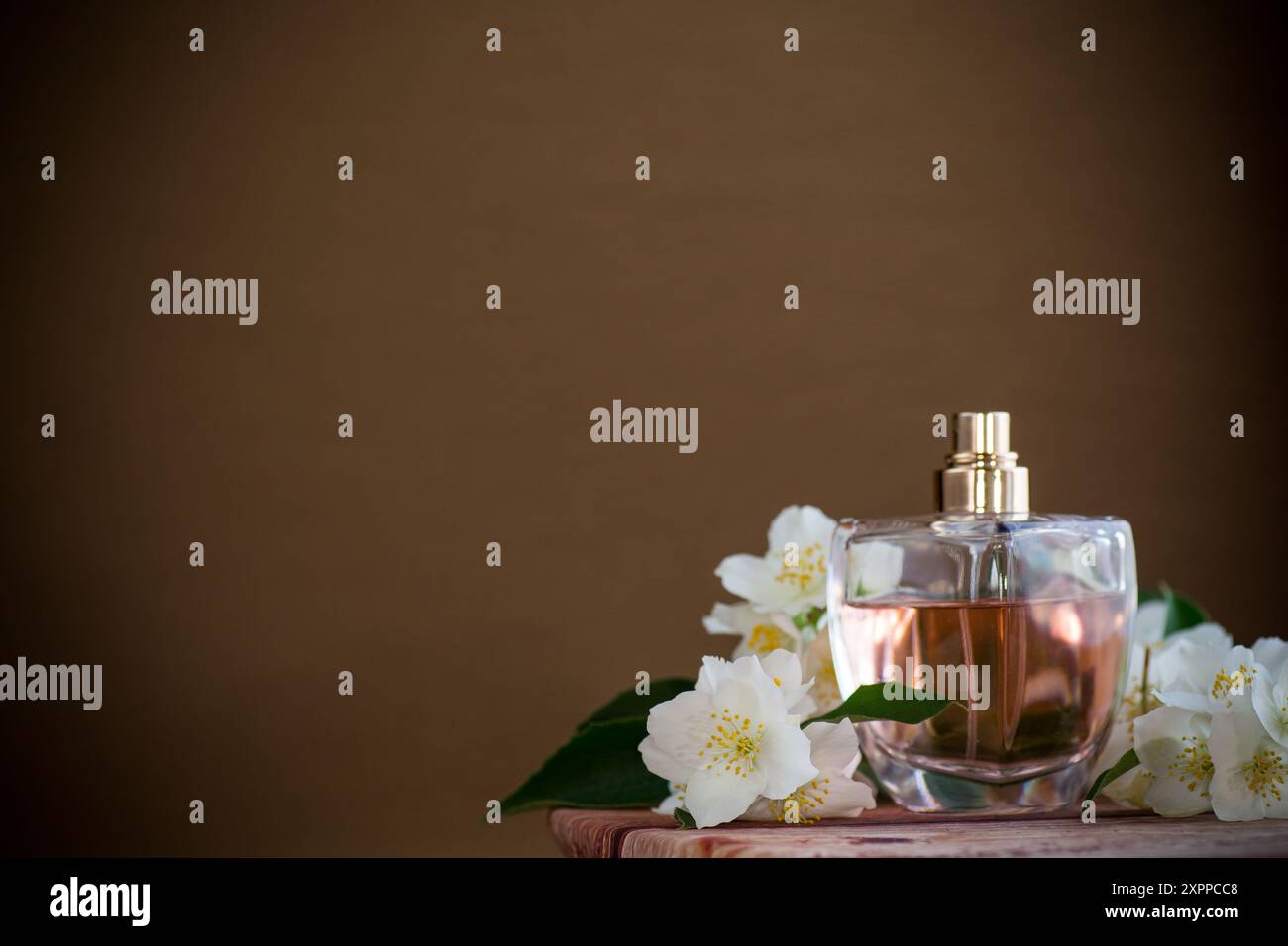fragrant jasmine flowers and perfume Stock Photo - Alamy