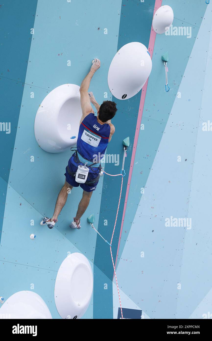 GRUPPER Jesse of USA Sport Climbing Men's Boulder & Lead, Semifinal ...