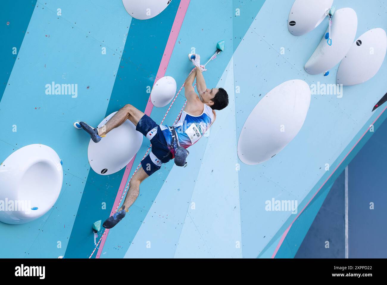 AVEZOU Sam of France Sport Climbing Men's Boulder & Lead, Semifinal ...