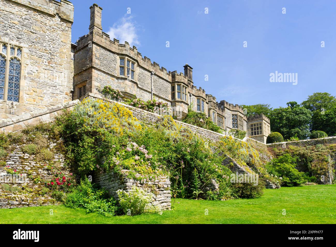 Haddon Hall Derbyshire - Rear aspect and wall buttress Haddon Hall a Medieval manor House near ...