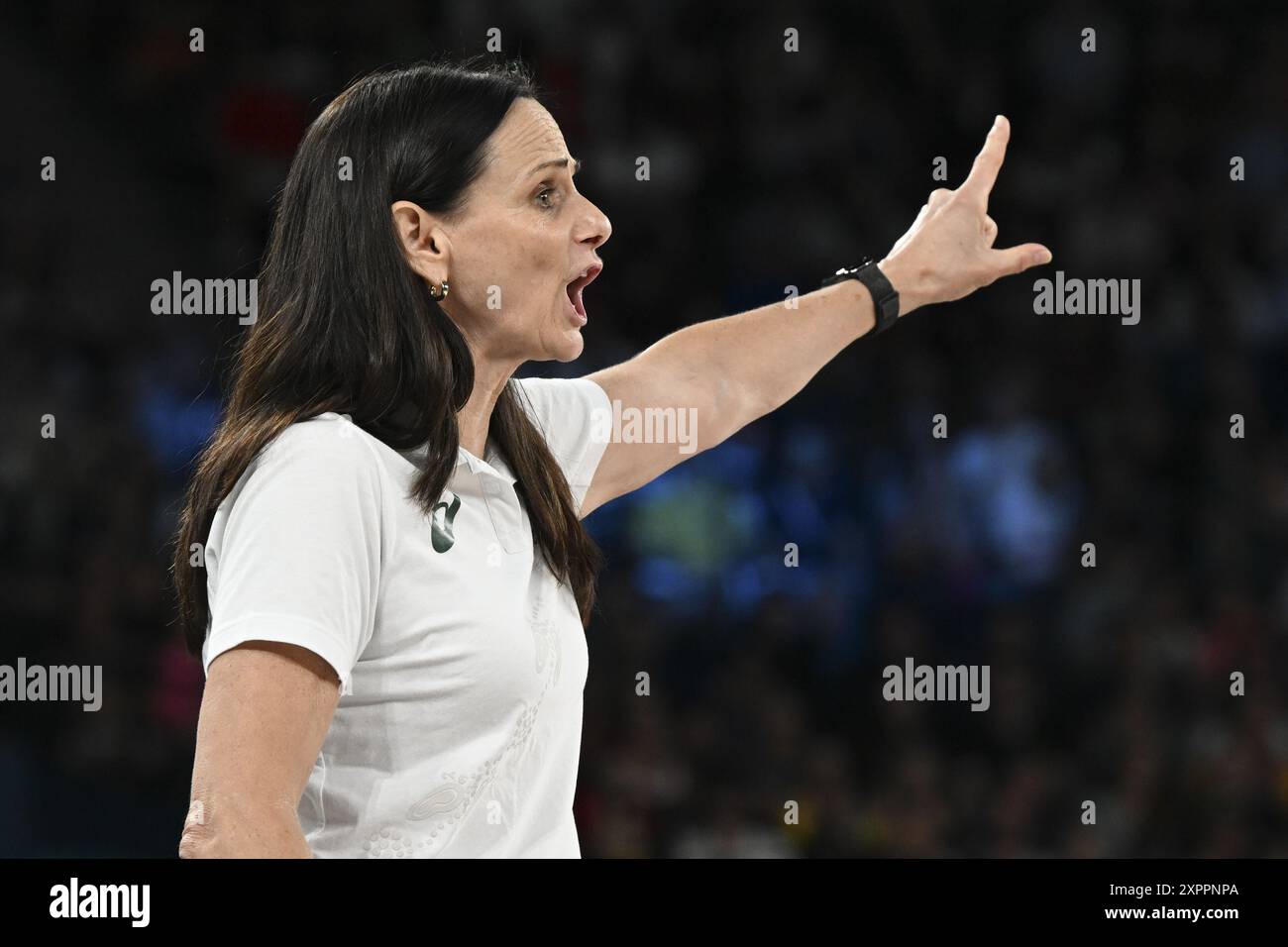 Coach Sandy Brondello of Australia, Basketball, Women's Quarterfinal ...