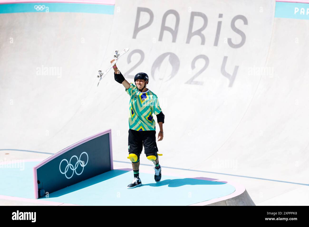 Augusto Akio of Brazil competes during Men's Park Prelims of the ...