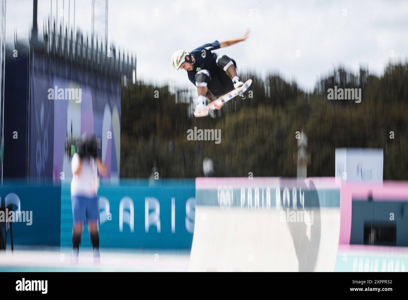 PARIS, IF - 07.08.2024: MEN'S SKATE PARK - Skateboarding - Paris 2024 ...