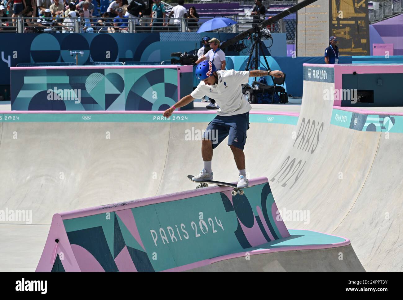 Vincent Matheron of France, Skateboarding, Men's Park Prelims during ...
