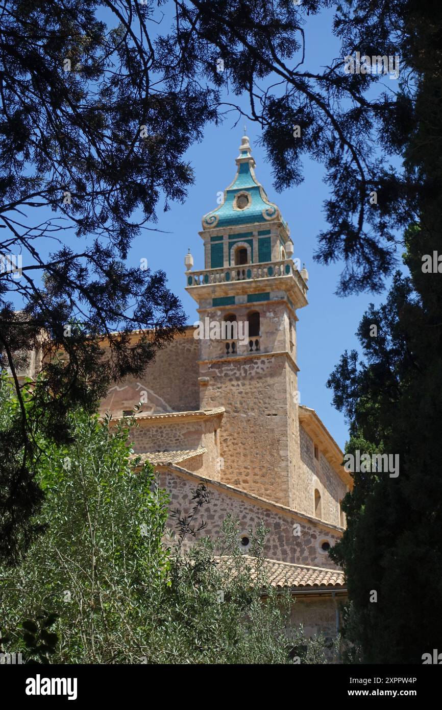 Monastery gardens in spain hi-res stock photography and images - Alamy