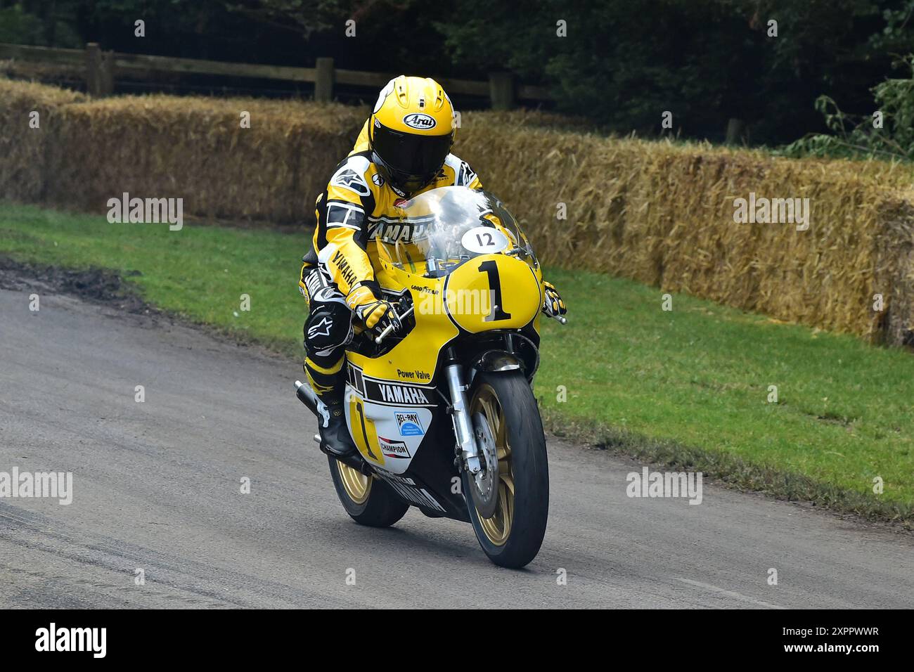 Kenny Roberts, Yamaha YZR500, Grand Prix Motorcycles: 75 Years of ...