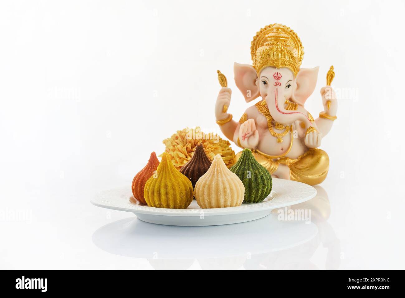 Ganesh Chaturthi Festival. Ganesh with Modaks Stock Photo - Alamy