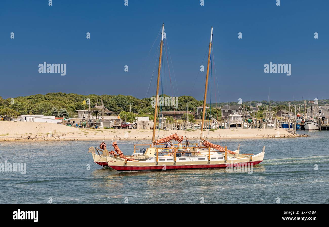 Mon tiki largo hi-res stock photography and images - Alamy