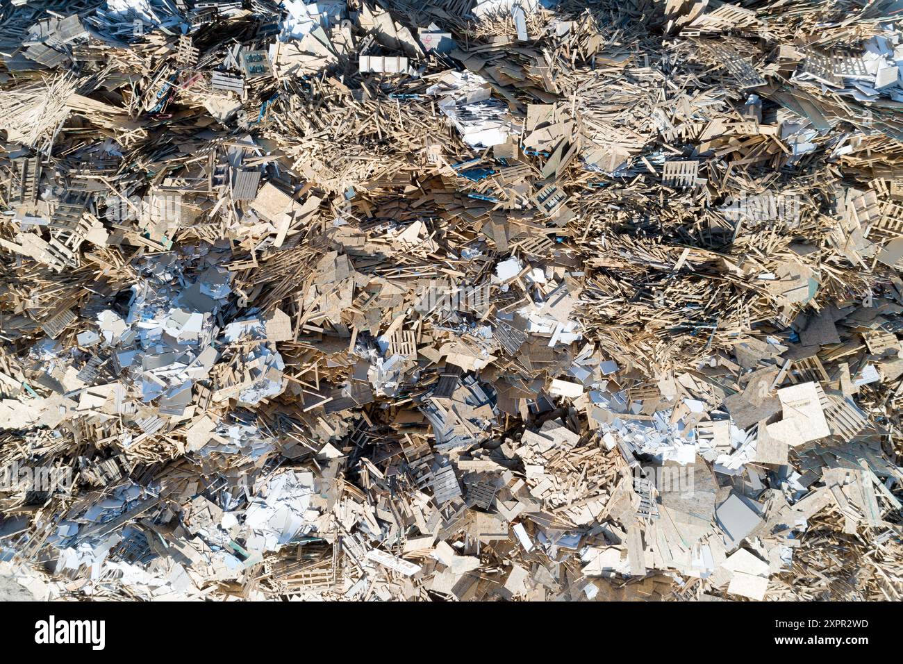 wood scrap set for recycling Stock Photo - Alamy