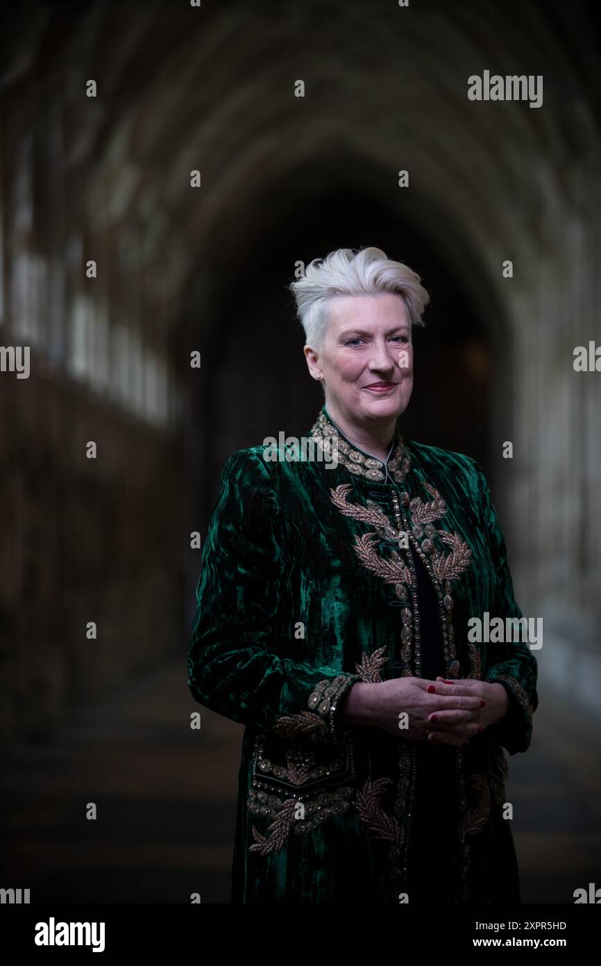 Sarah Connolly, photographed at Gloucester Cathedral Stock Photo - Alamy