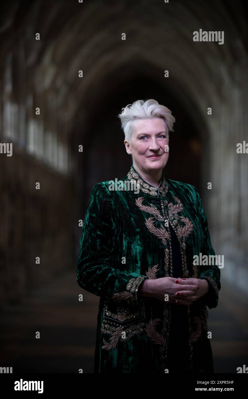 Sarah Connolly, photographed at Gloucester Cathedral Stock Photo - Alamy