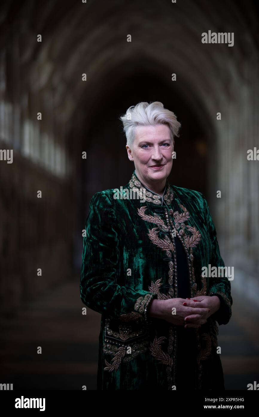 Sarah Connolly, photographed at Gloucester Cathedral Stock Photo - Alamy