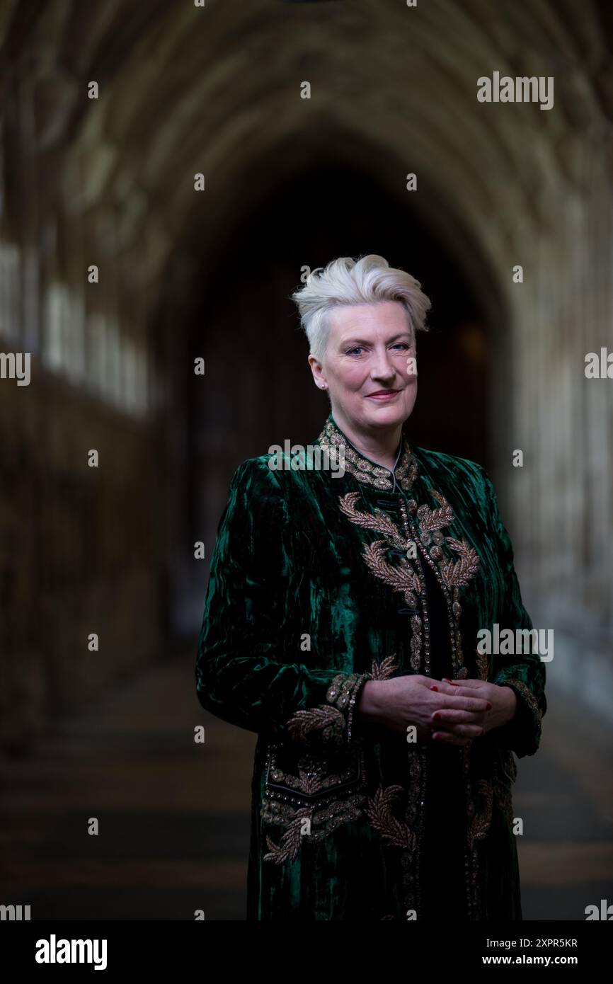 Sarah Connolly, photographed at Gloucester Cathedral Stock Photo - Alamy