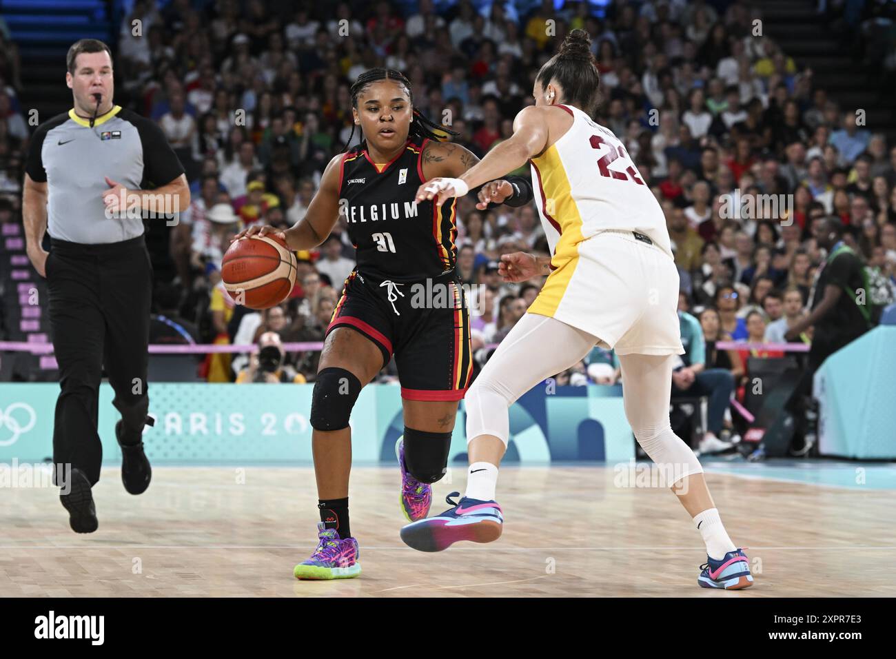 Maxuella Lisowa Mbaka (Belgium) vs Maria Conde (Spain), Basketball ...