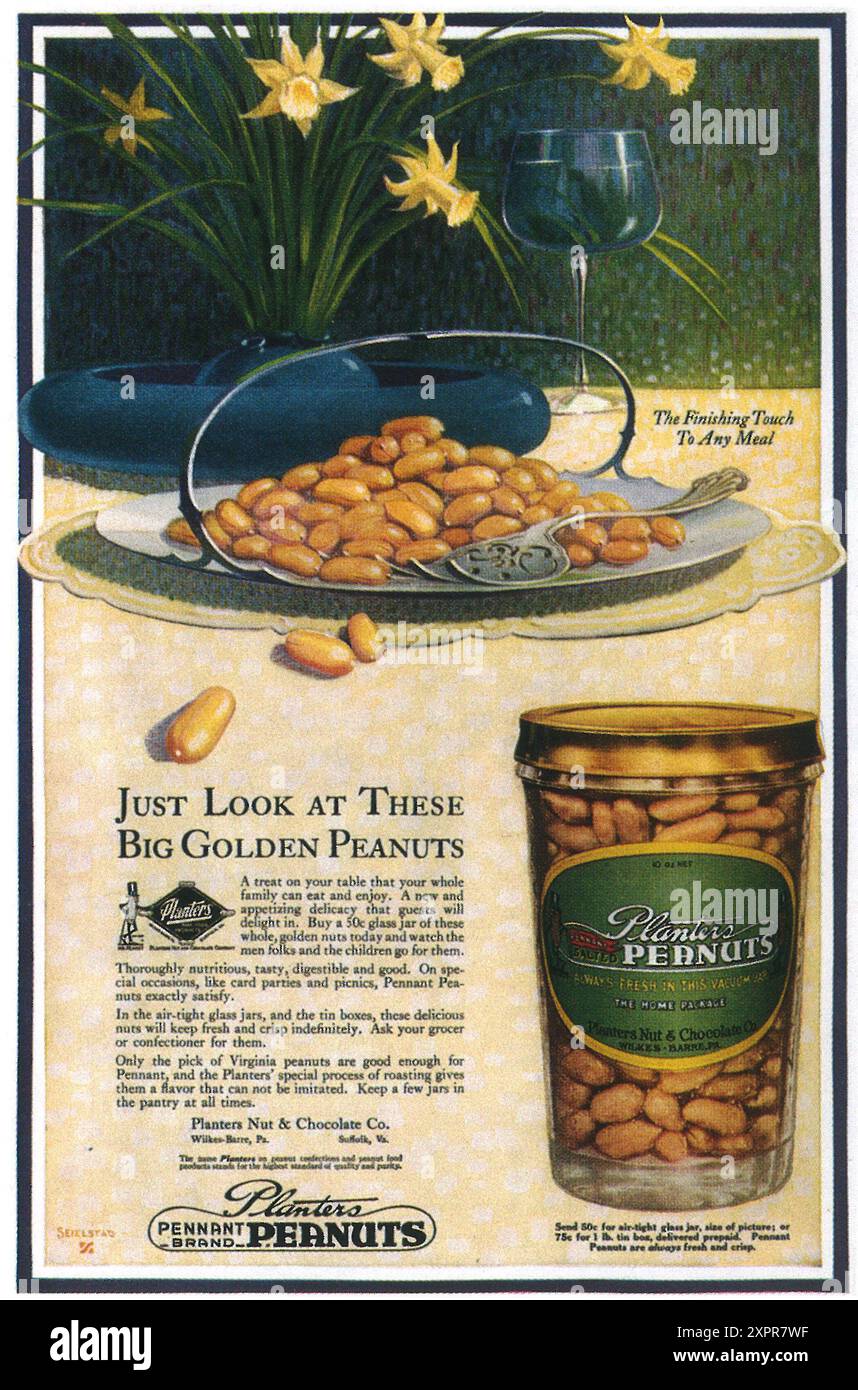 Mr peanut by planters hi-res stock photography and images - Alamy