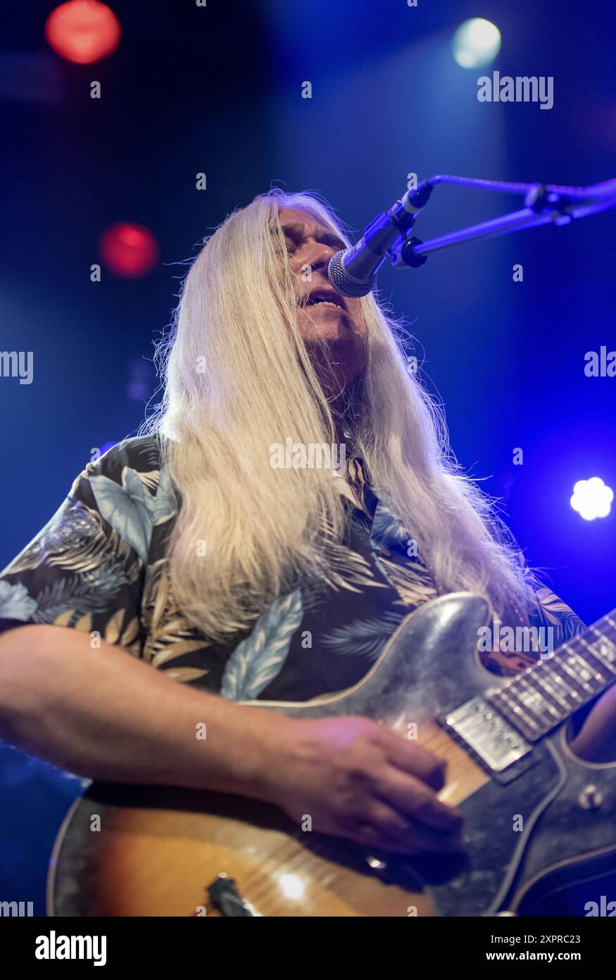 Shawn Lee, vocalist and guitarist with West Coast yacht rock duo Young ...