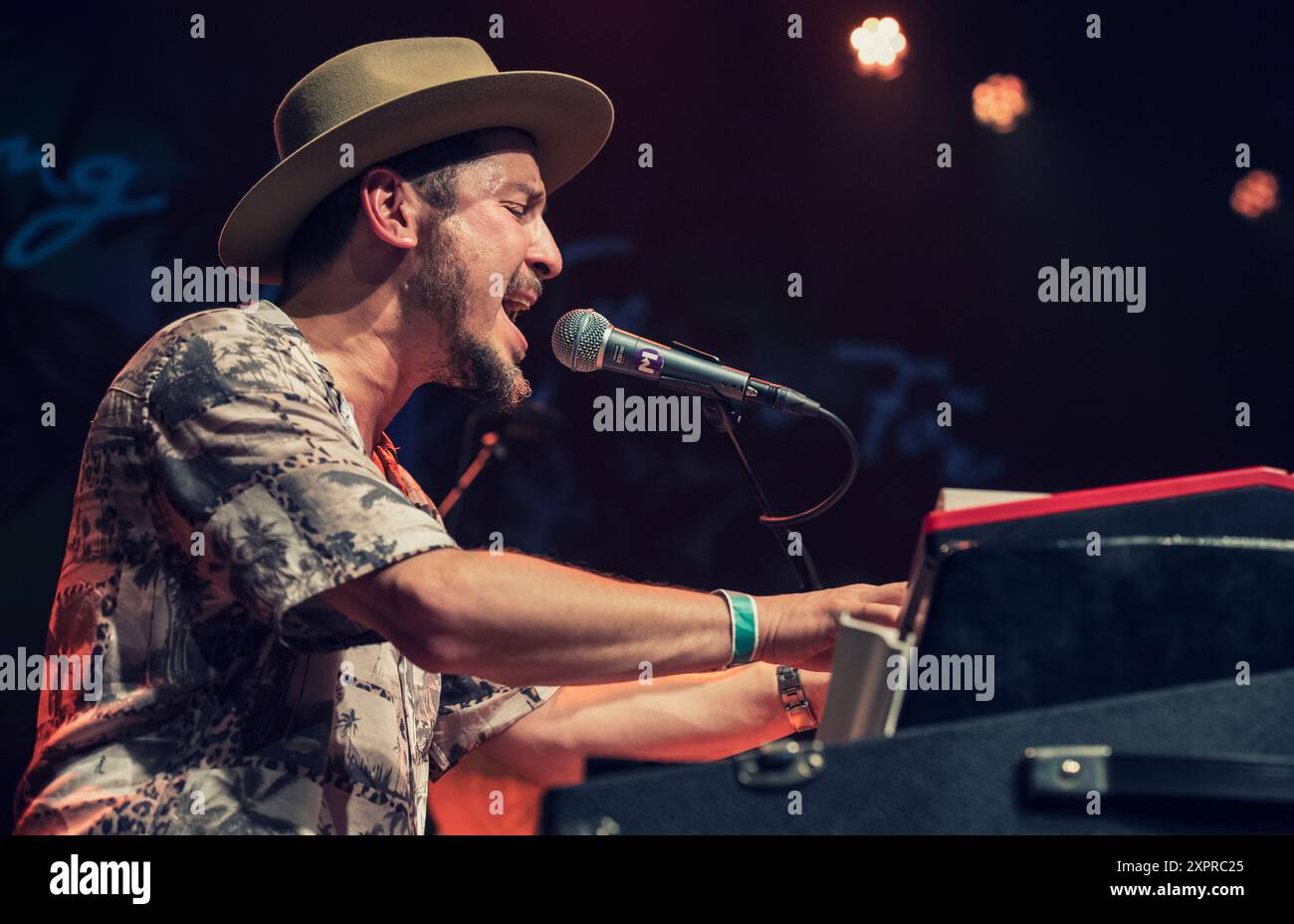 Andy young hi-res stock photography and images - Alamy