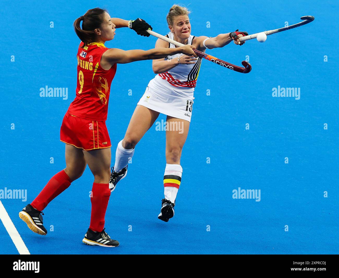 Paris, France. 07th Aug, 2024. China's Ma Ning and Belgium's Alix ...
