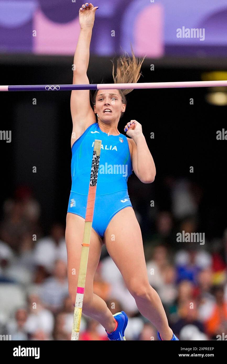 Elisa Molinarolo, of Italy, competes during the women's pole vault ...