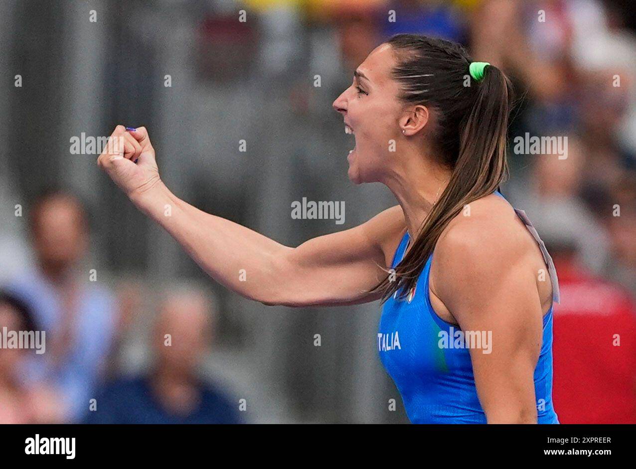 Elisa Molinarolo, of Italy, competes during the women's pole vault ...