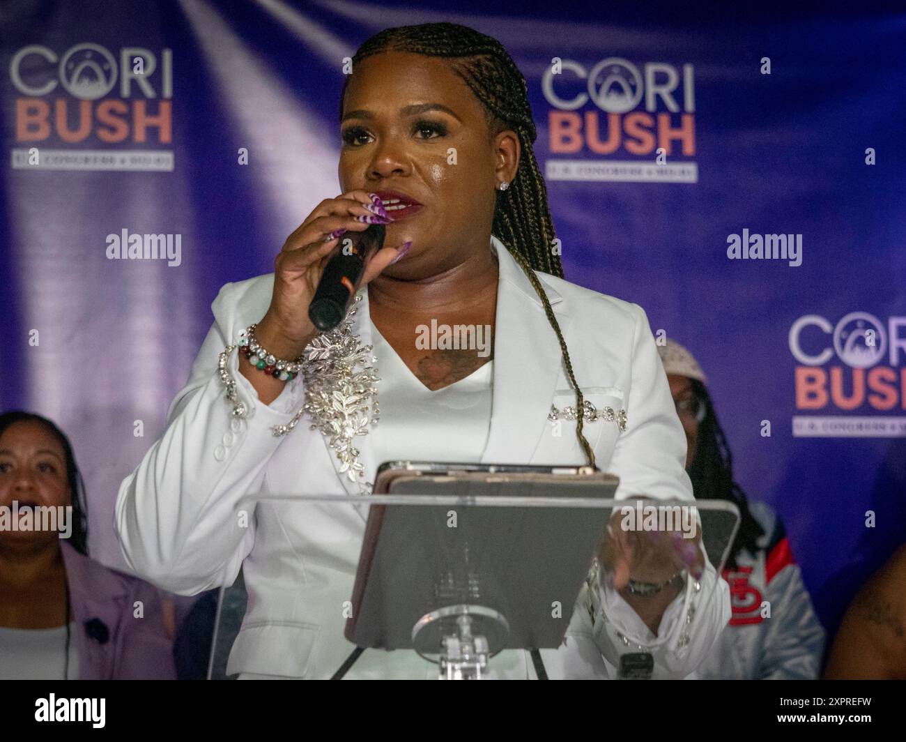 St Louis, Missouri, USA. 6th Aug, 2024. Rep. CORI BUSH (D-MO) thanks ...