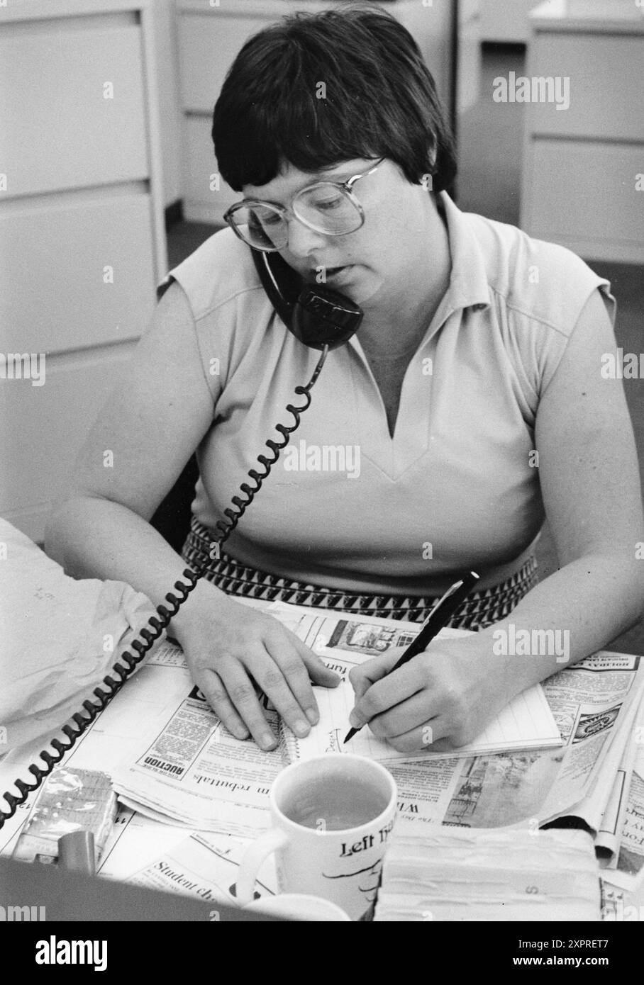 News reporter reporting Black and White Stock Photos & Images - Alamy