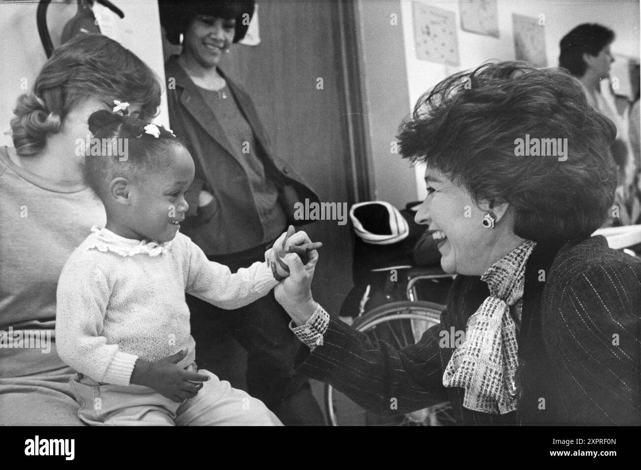 Linda gale white hi-res stock photography and images - Alamy