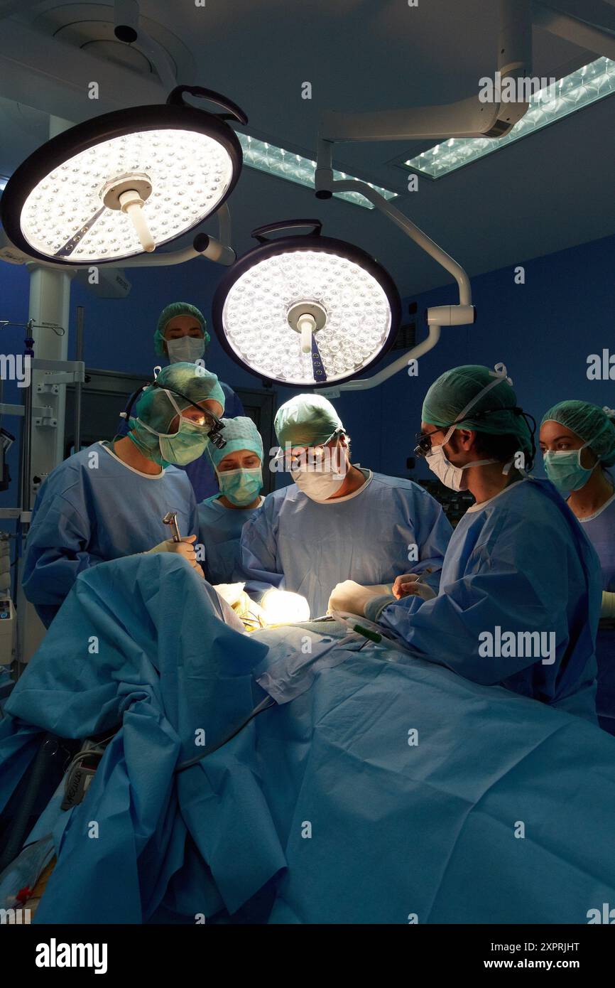 Hospital donostia san sebastian hi-res stock photography and images - Alamy