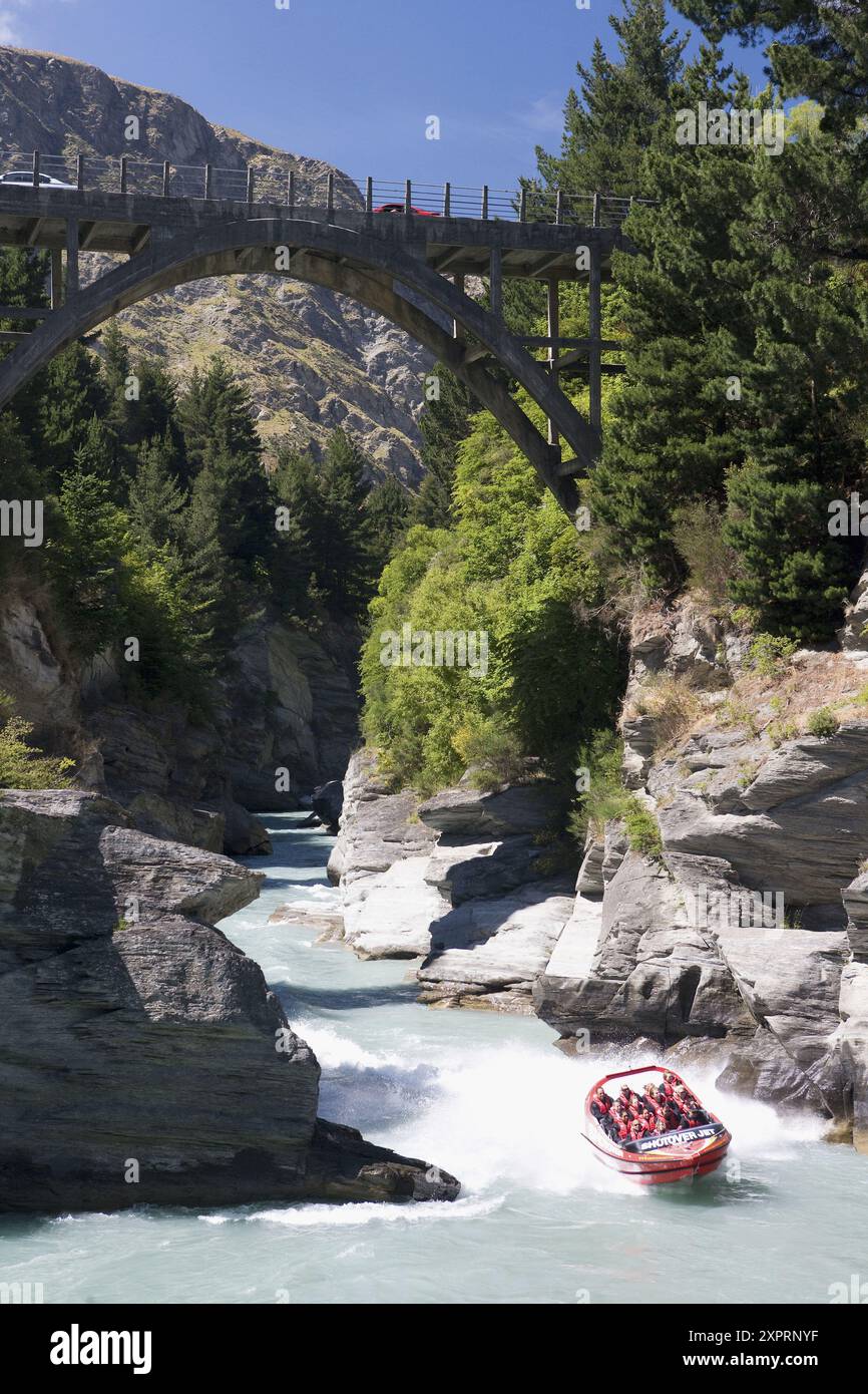 The shotover jet hi-res stock photography and images - Alamy