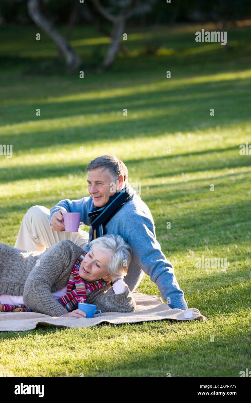 Two mature couples dining outdoor hi-res stock photography and images ...