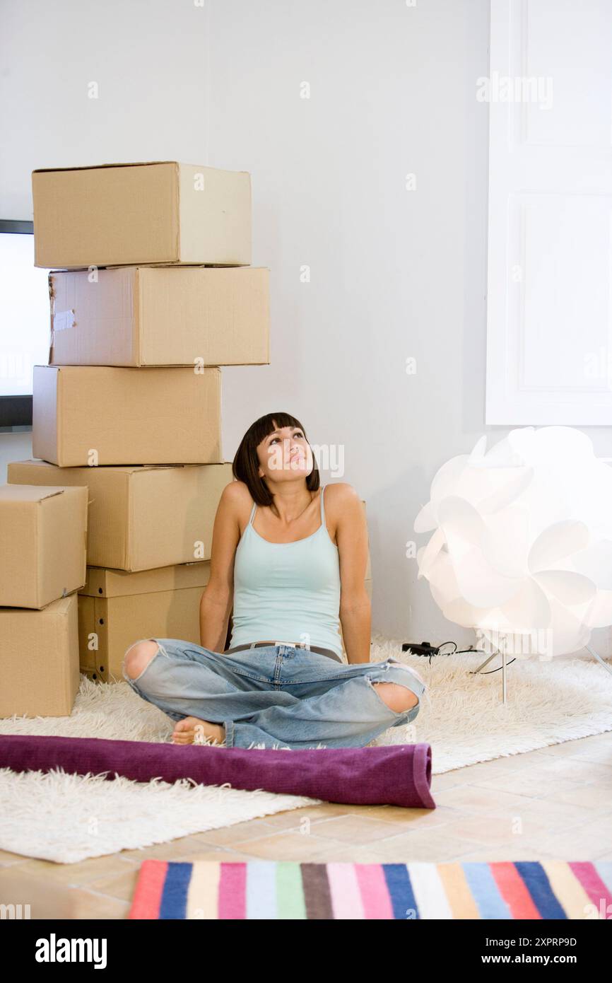 Absorbed, Adult, Adults, At home, Barefeet, Barefoot, Box, Boxes ...