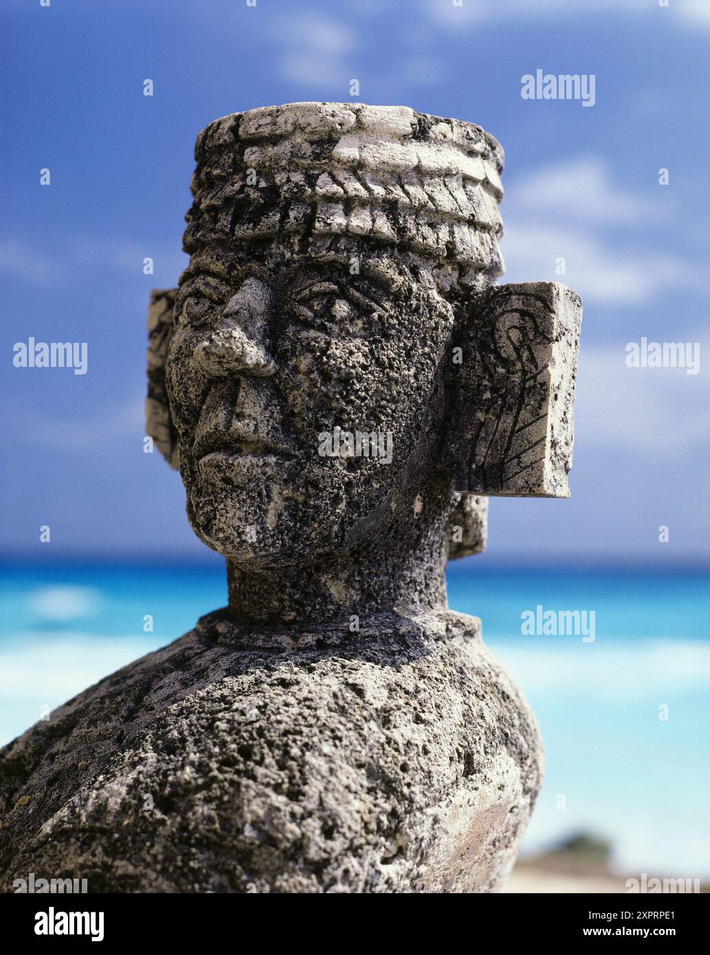 Chac Mool, Cancun, Mexico Stock Photo - Alamy
