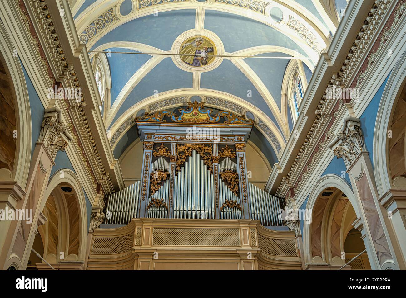 The pipe organ of the Basilica Sanctuary of San Gabriele dell ...