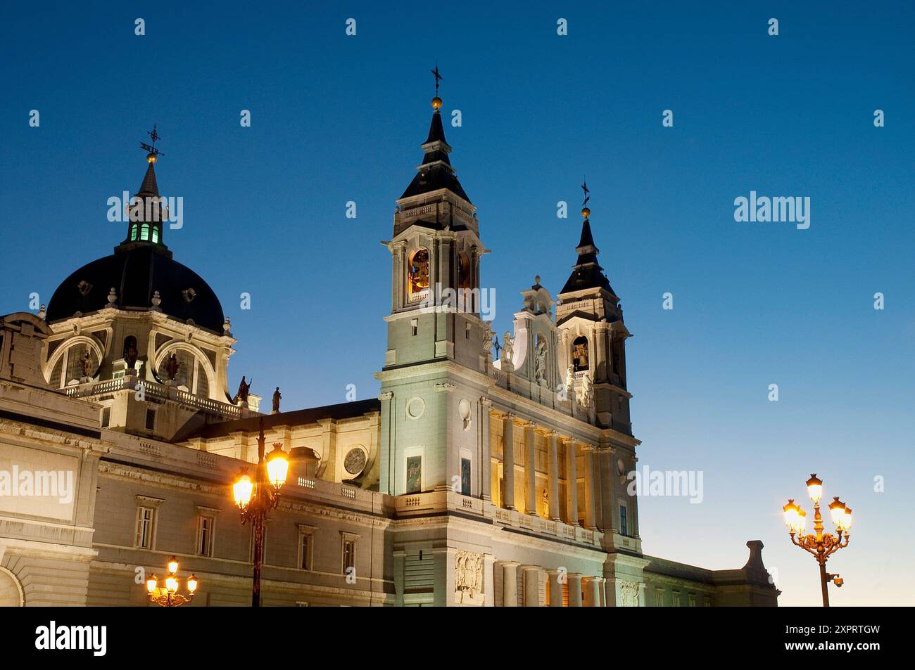 Almudena cathedral night view hi-res stock photography and images - Alamy