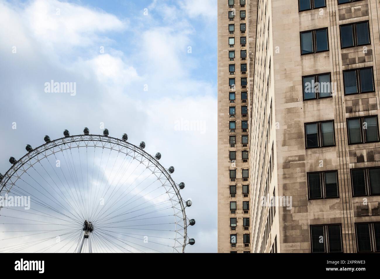 Millennium centre office buildings hi-res stock photography and images ...