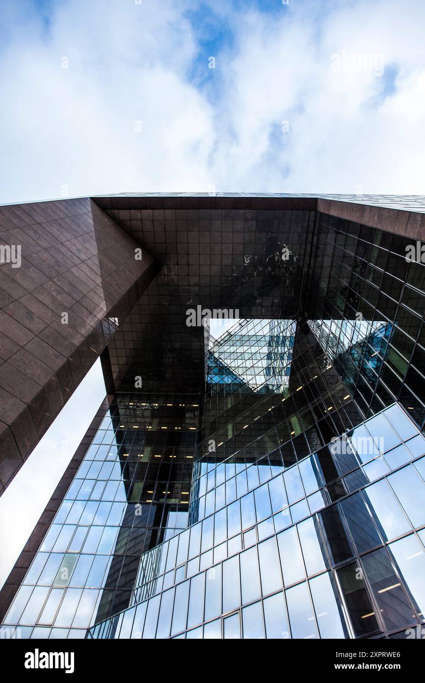 One southwark bridge road hi-res stock photography and images - Alamy