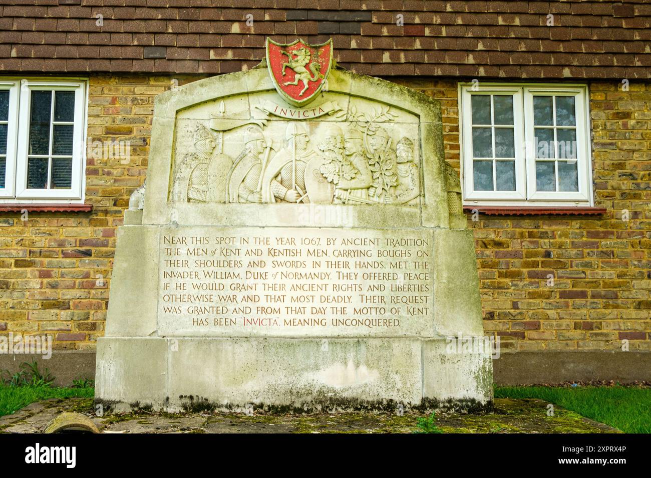 Invicta monument hi-res stock photography and images - Alamy