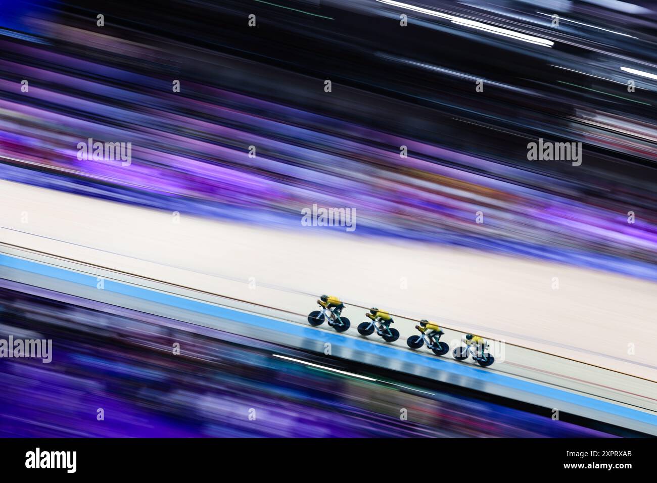 PARIS, FRANCE. 7th Aug, 2024. Gold medalists Oliver Bleddyn, Sam ...