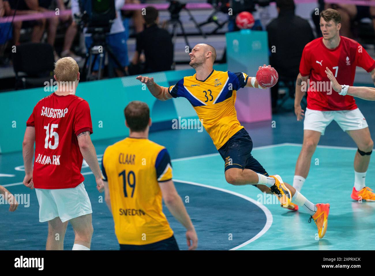 Sweden olympic handball men 2024 hi-res stock photography and images ...