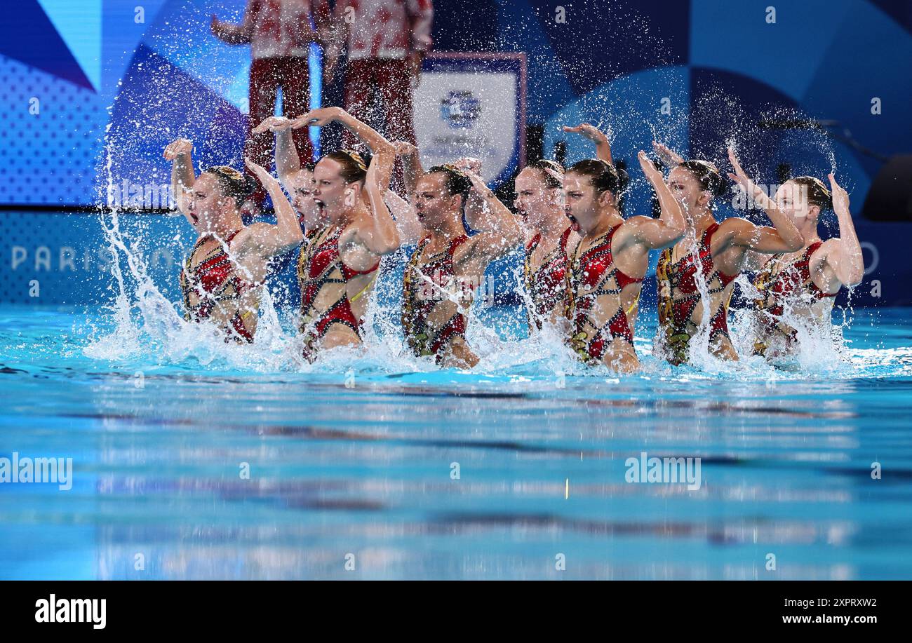 Team Canada's swimmers perform during the Artistic Swimming team ...
