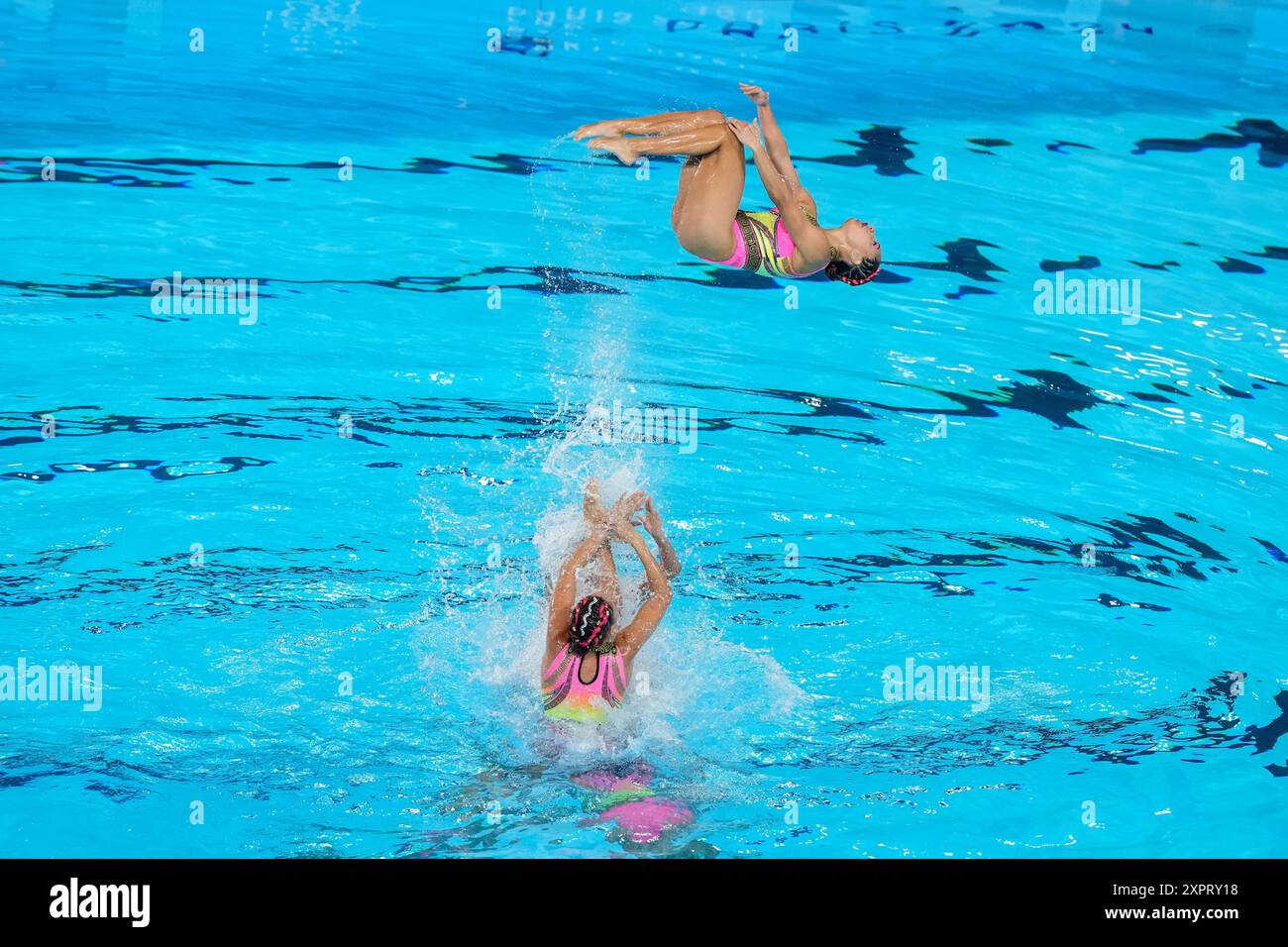 Team Mexico competes in the team acrobatic routine of artistic swimming ...