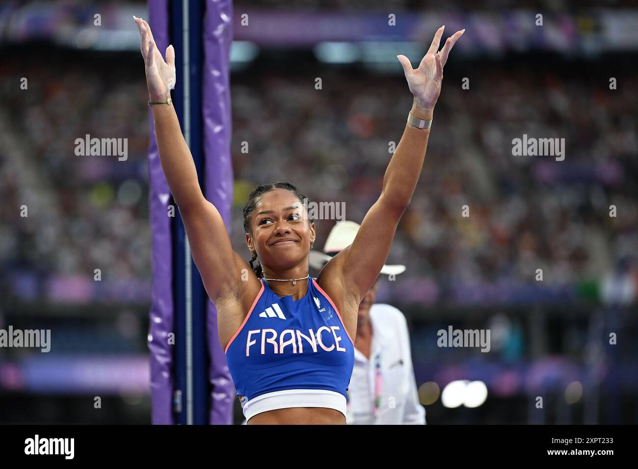 Paris, France. 7th Aug, 2024. Marie-Julie Bonnin of France reacts ...